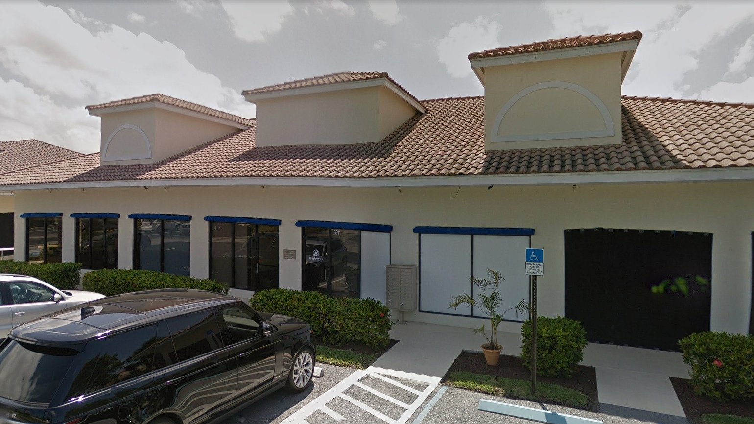 Beach House Center for Recovery - Juno Beach, Florida | Detox Centers