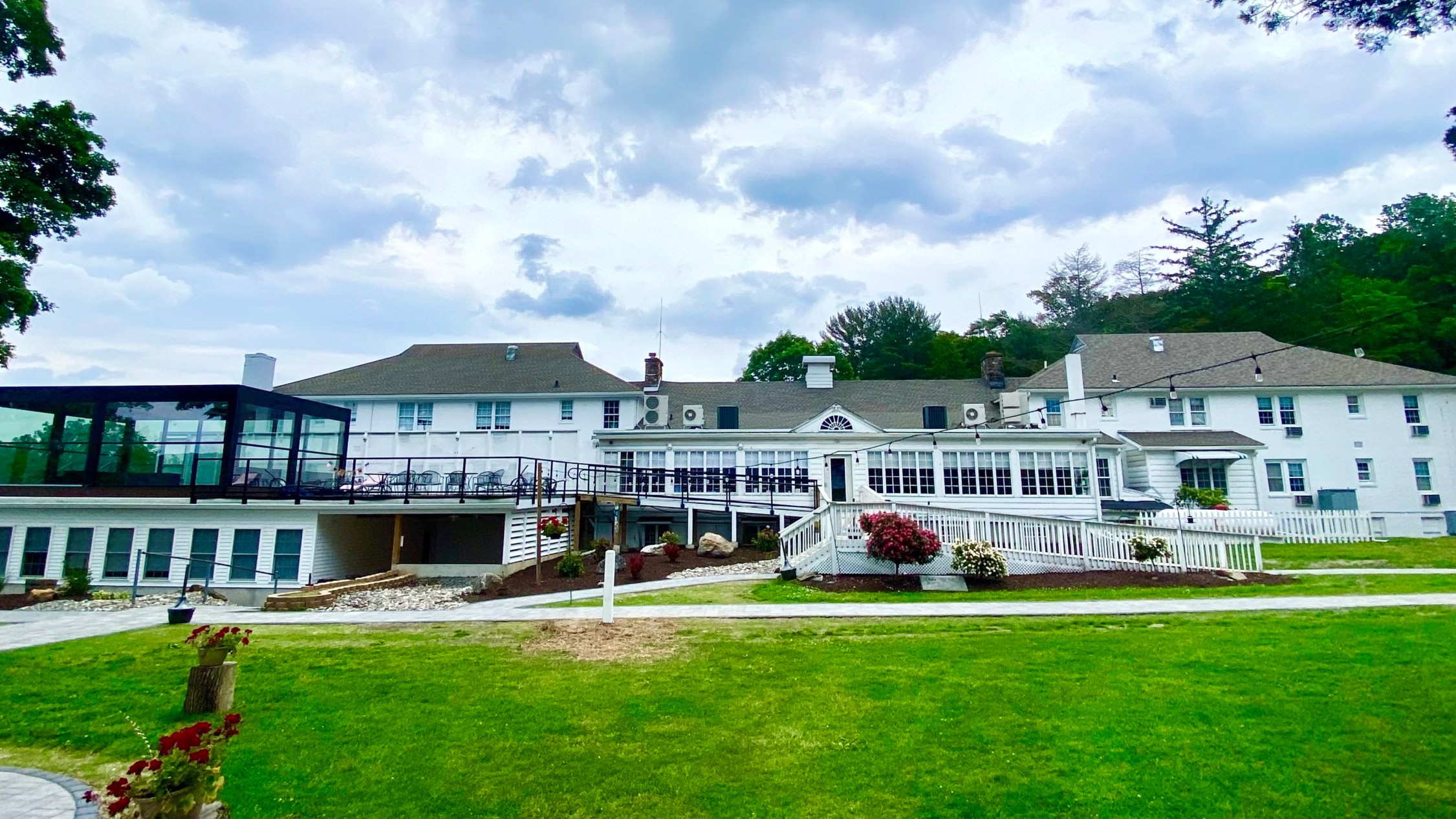 Water Gap Wellness Inn - Delaware Water Gap, Pennsylvania | Detox Centers